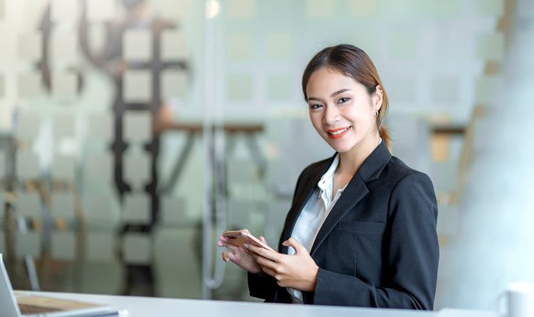 What Does an Online Business Manager Do? | Perform Business